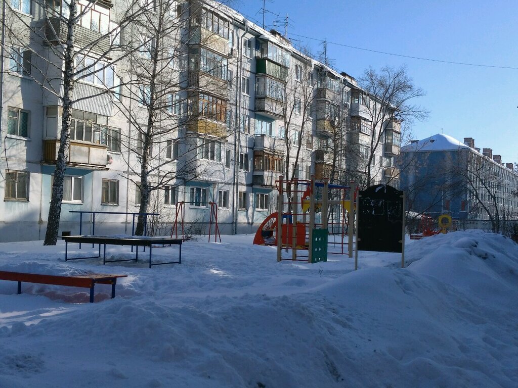 Oyun alanı Playground, Samara, foto