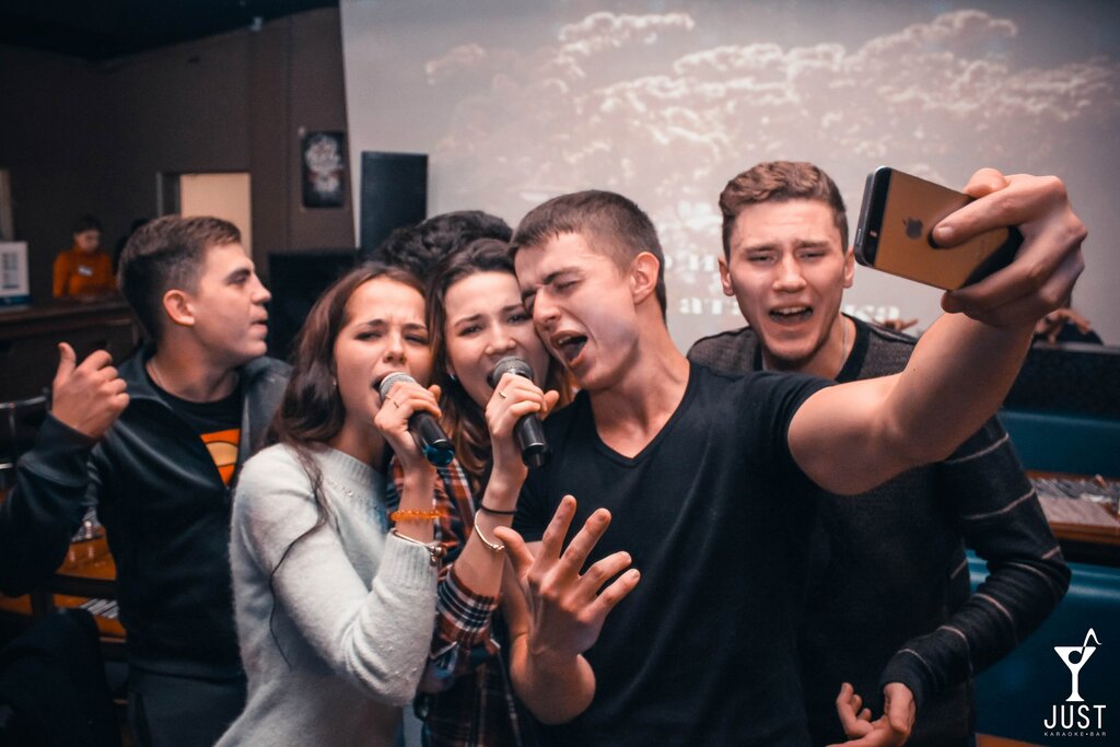Karaoke kulüpleri Just karaoke Bar, Saint‑Petersburg, foto