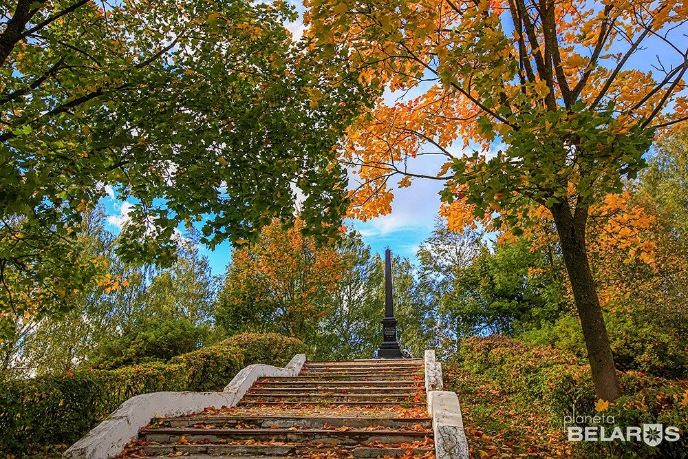 Anıt, heykel Обелиск в память о жертвах фашизма, Vitebskaya oblastı, foto