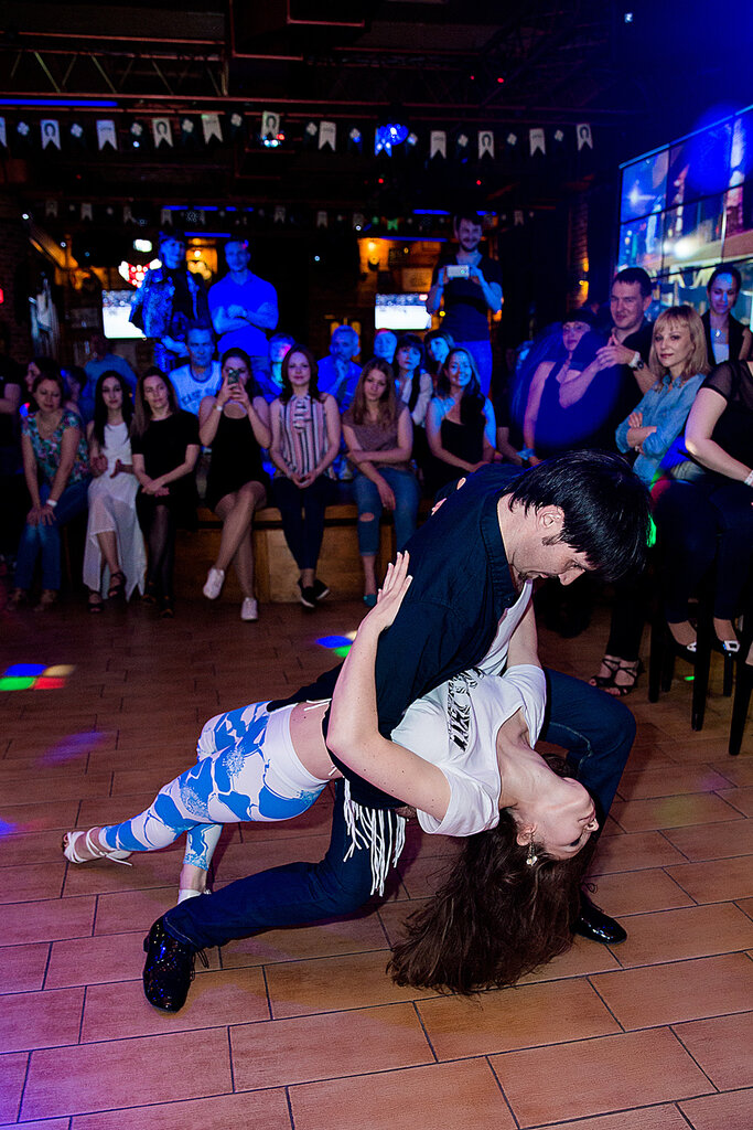 Dans okulları Art Salsa Club, Krasnodar, foto