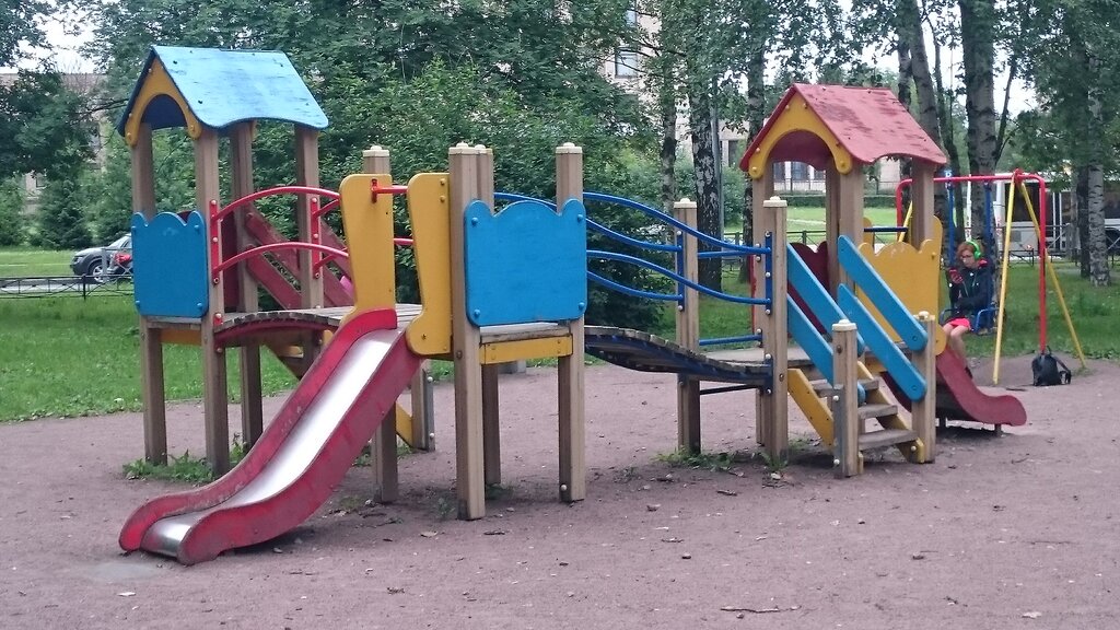 Oyun alanı Playground, Saint‑Petersburg, foto