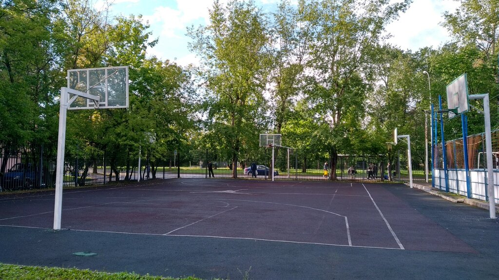 Spor alanı Поле для баскетбола, Moskova, foto
