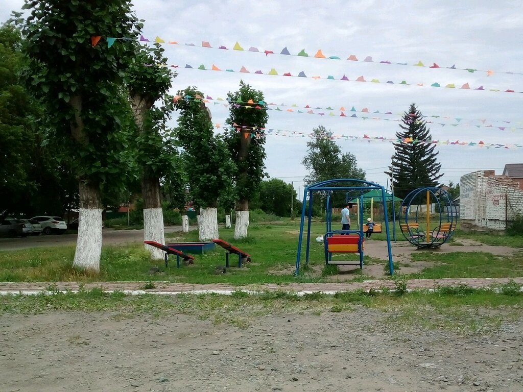 Oyun alanı Детская площадка, Omsk, foto