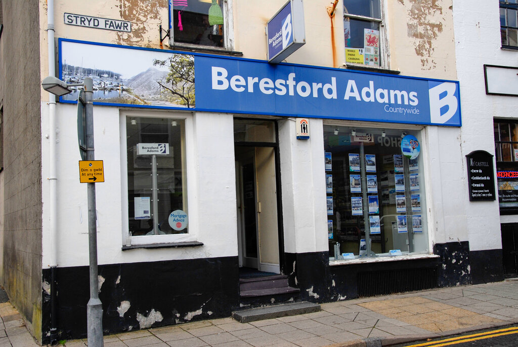 Arazi dizisi Beresford Adams Sales and Letting Agents Pwllheli, Gwynedd County, foto