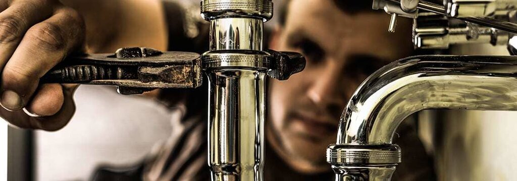 Sıhhi tesisat hizmetleri R. B. Plumbing Co, Kaliforniya Eyaleti, foto
