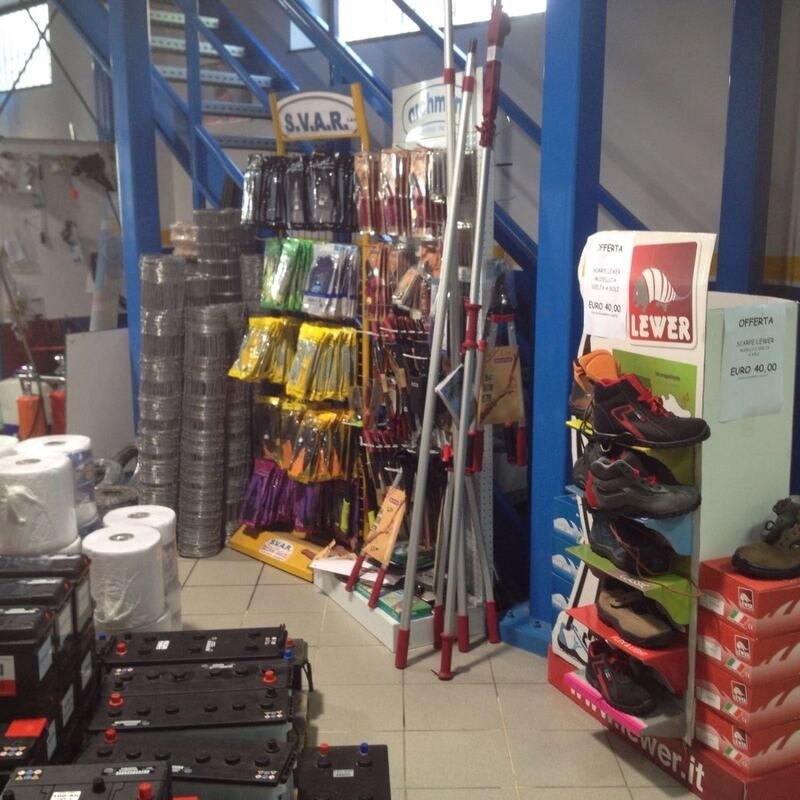 Tarım makineleri, ekipmanlar S. V. A. R. SAS, Sicilya, foto