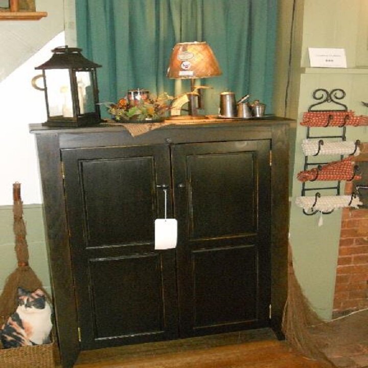 Mobilya mağazaları The Settle Shop, Massachusetts, foto