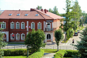Toropa (Sovetskaya ulitsa No:35/21), otel  Toropets'ten