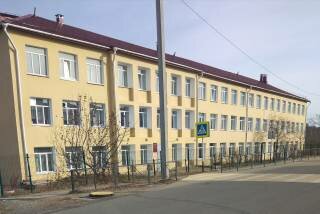 Ortaokul Средняя общеобразовательная школа, Amursk Bölgesi, foto