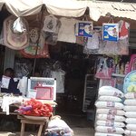Shop (Greater Accra Region, La Nkwantanang Madina Municipal, Madina, Hannah School Road), çocuk giyim mağazaları  Dünya'dan