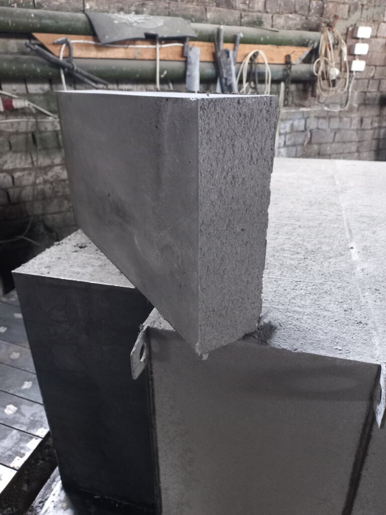 Sanayi kuruluşu MaxDem-Блок, Vesegonsk, foto