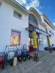 Домовица (ulitsa Ostrovskogo No:6/6), plastik ürün üreticileri  Oktiabrski'den