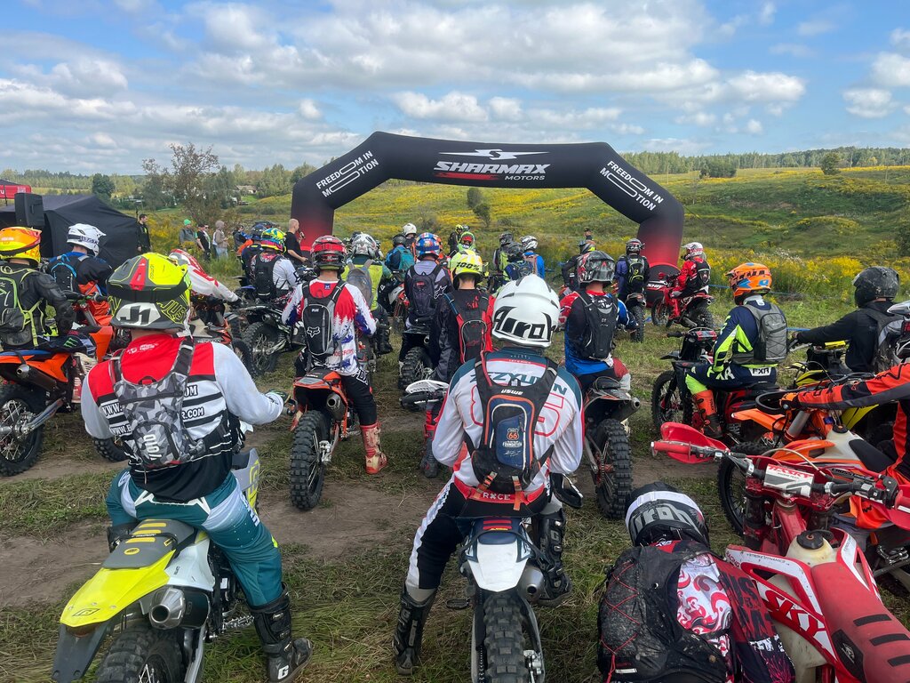 Motosiklet pisti Extreme racing territory, Tulskaya oblastı, foto