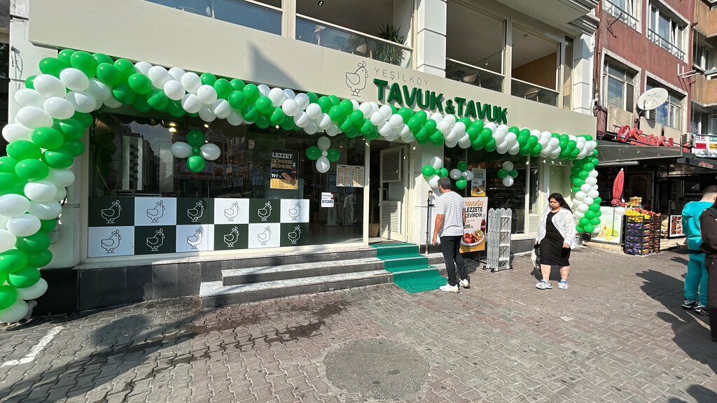 Restoran Tavuk and Tavuk, İstanbul, foto