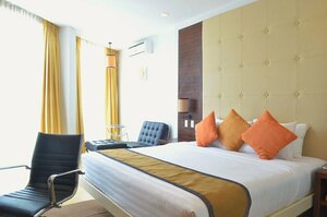 D' Hotel and Suites (Zamboanga Peninsula, Zamboanga del Norte, Dipolog - Dansullan - Sergio Osmeña Road), otel  Dipolog'dan