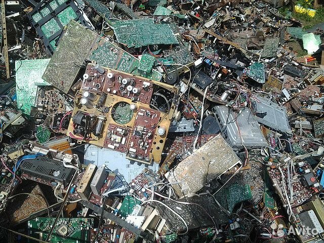Geri dönüşüm maddeleri Priyem i pererabotka tsvetnogo i chernogo metalla, Saratovskaya oblastı, foto
