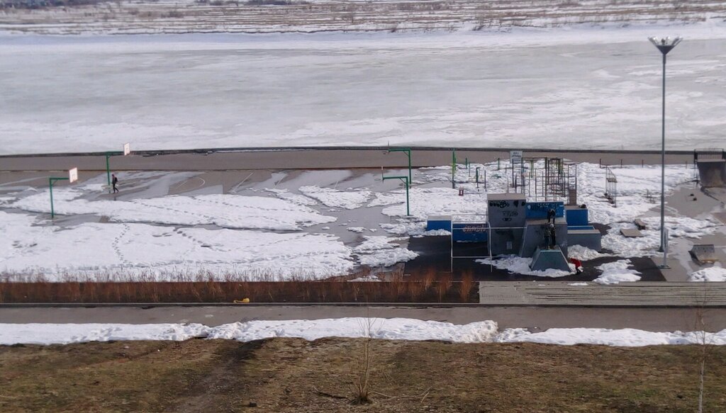 Spor alanı Playground, Tomsk, foto