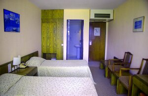 Bone Club Svs (Antalya, Alanya, Mahmutlar Mah., Sahil Cad.), otel  Alanya'dan