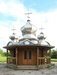 Часовня в честь святого равноапостольного князя Владимира (vulytsia Bondarenka No:1), şapel, haç anıtı  Lugansk'tan