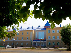 Mbuk Mezhposelencheskaya biblioteka Sovetskogo rayona (ulitsa Lenina No:20, posyolok gorodskogo tipa Pionerskiy), kütüphaneler  Hantı‑Mansi Özerk Okrugu'ndan