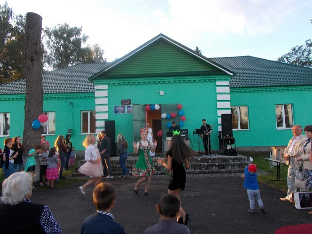 Kültür ocakları Чернозаводский Сельский Клуб, Yaroslavskaya oblastı, foto