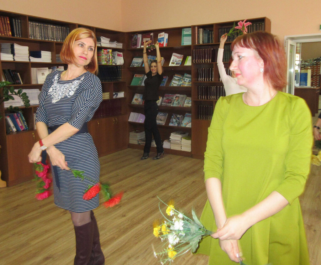Kütüphaneler Центральная городская библиотека, Ussuriysk, foto