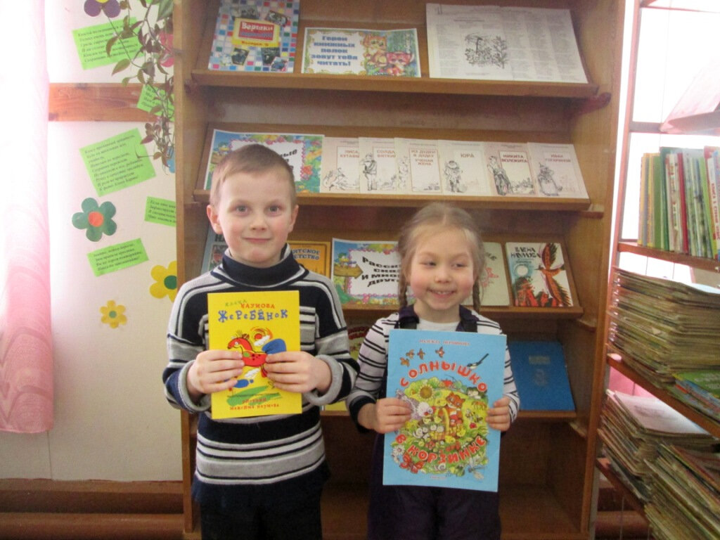Kütüphaneler Sukhoborskaya selskaya biblioteka-filial, Mku Slobodskaya tsentralizovannaya bibliotechnaya sistema, Kirovskaya oblastı, foto