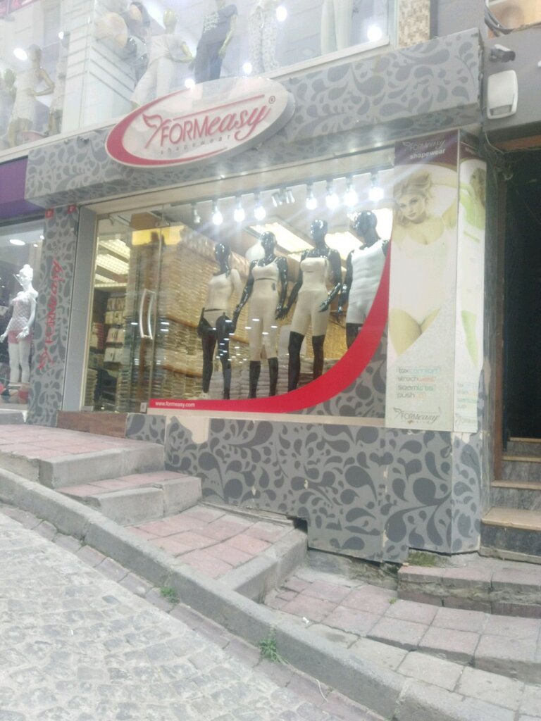 Giyim mağazası Form Easy, İstanbul, foto