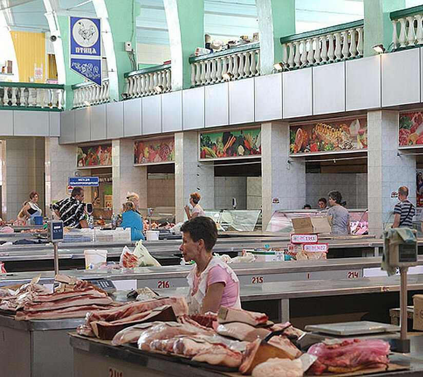 Gıda pazarı Мясо-молочный павильон, Lugansk, foto