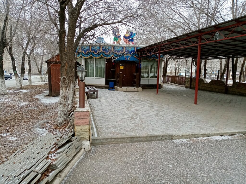 Kafe Kafe-bar Balagan, Orenburg, foto