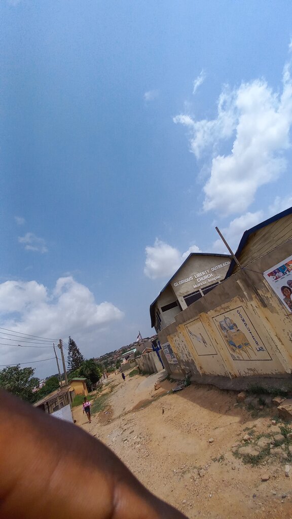 Dini dernekler Glorious Liberty Outreach Church, Dünya, foto