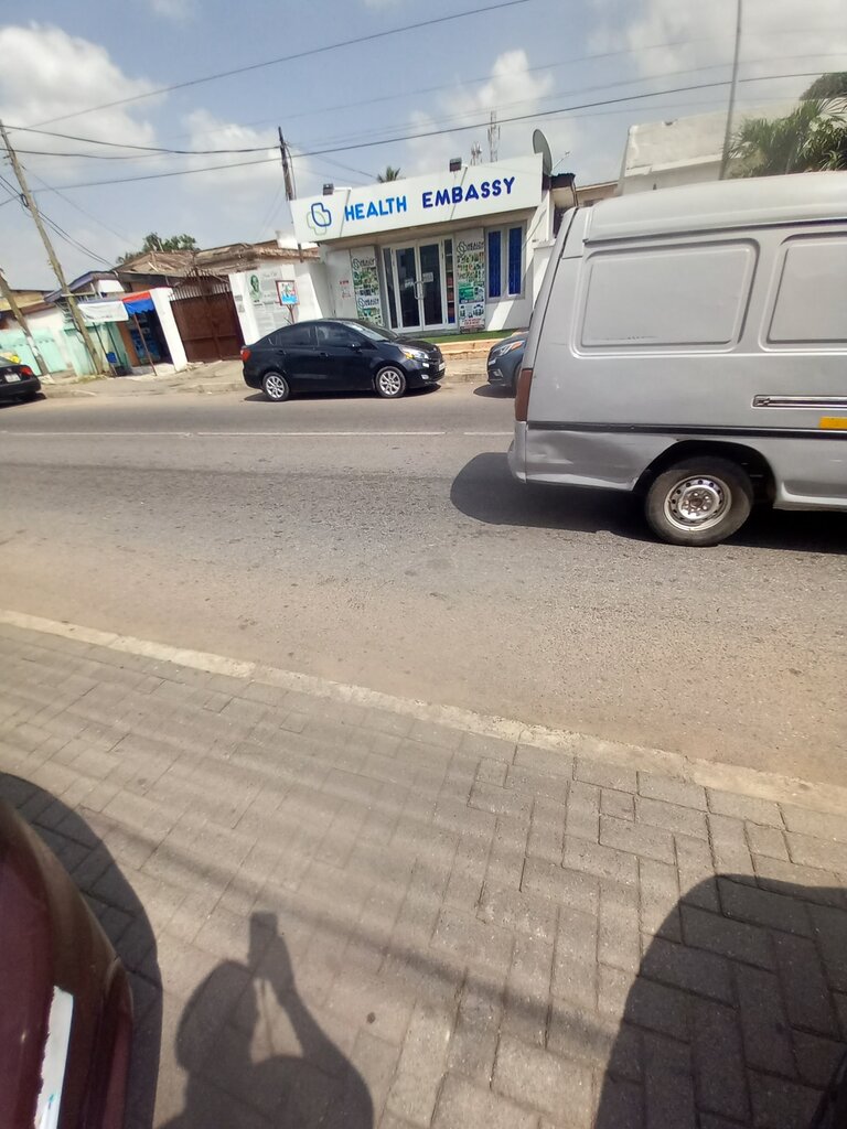 Eczaneler Health Embassy, Akra, foto