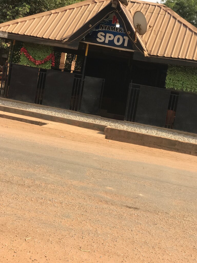 Bar Nyamekye spot, Dünya, foto