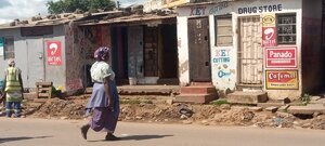 Sisters Hair Salon & Cosmetics (Lusaka, Mtendere), kuaförler  Lusaka'dan