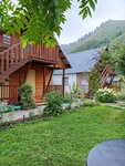 Quiet corner of Mazherok (Manzherokskaya ulitsa No:30, selo Manzherok), otel  Altay Cumhuriyeti'nden