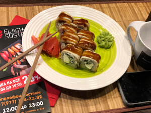 FlashSushi (Sadovaya ulitsa No:116, derevnya Medvezhyi Ozyora), suşi restoranı  Moskova ve Moskovskaya oblastından