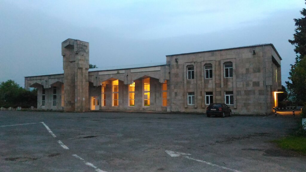 Tren istasyonu Qax, Kah Rayonu, foto