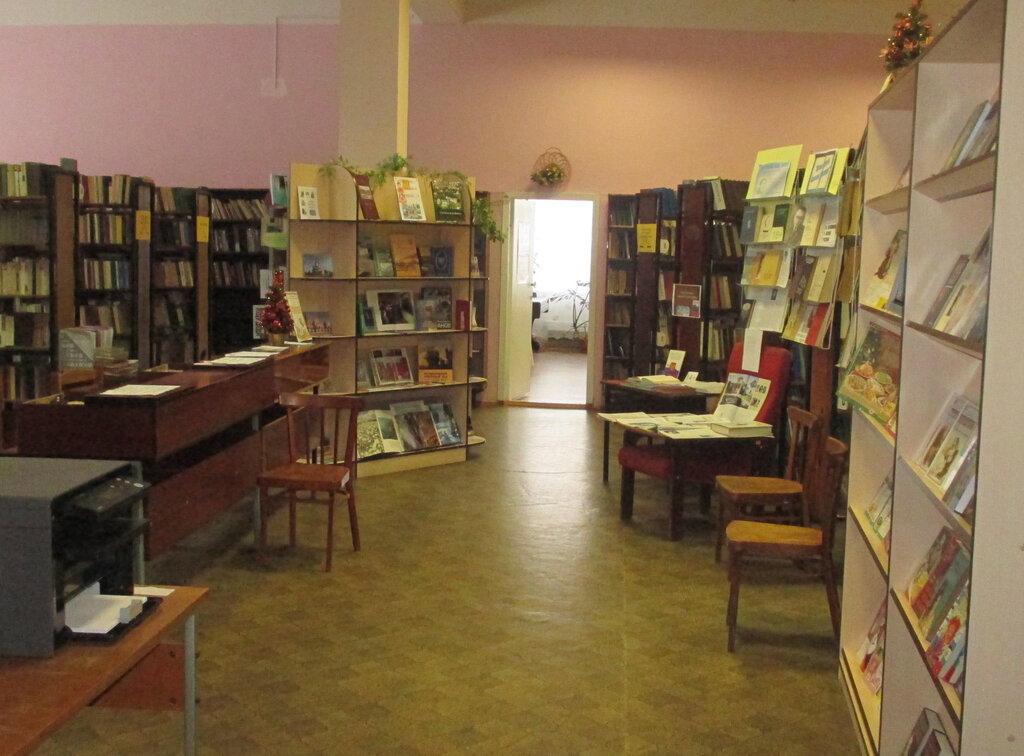 Kütüphaneler Mku Yuryanskaya tsentralizovannaya bibliotechnaya sistema Muryginskaya poselkovaya biblioteka, Kirovskaya oblastı, foto