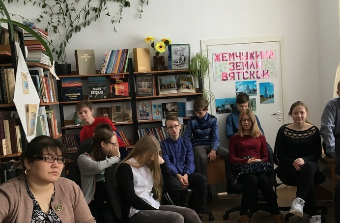 Kütüphaneler Velikoretskaya selskaya biblioteka-filial, Mku Yuryanskaya tsentralizovannaya bibliotechnaya sistema, Kirovskaya oblastı, foto