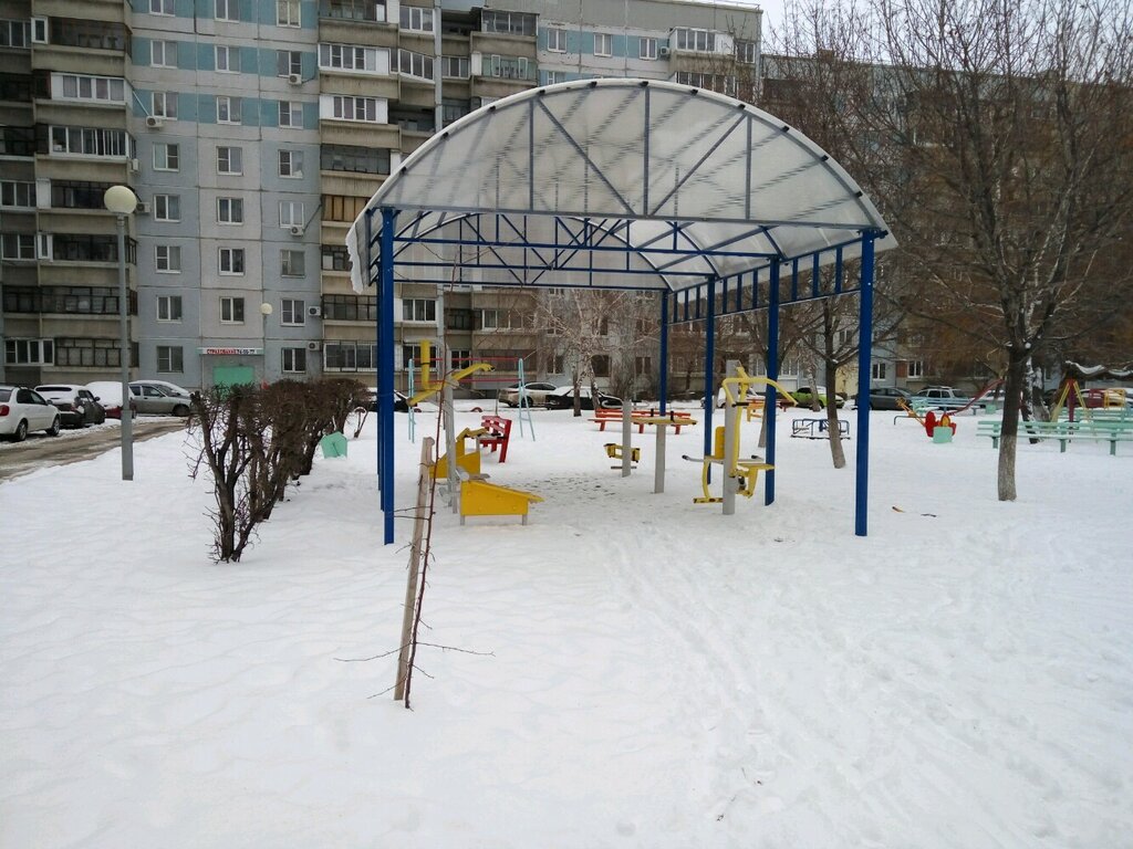 Spor alanı Sports ground, Tolyatti (Togliatti), foto