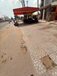 Auto World (Eduardo Mohdlana Road No:89), otomobil yedek parçaları  Akra'dan
