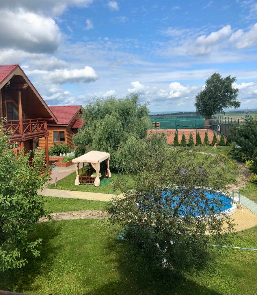 Tenis kortu Шуклино теннис вилла, Nijegorodskaya oblastı, foto