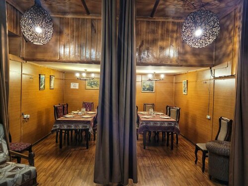 Restoran Sazandari, Erivan, foto