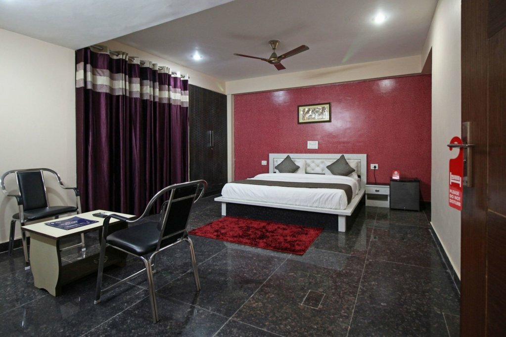 Otel Capital O 7536 The Aurora Paradise, , foto