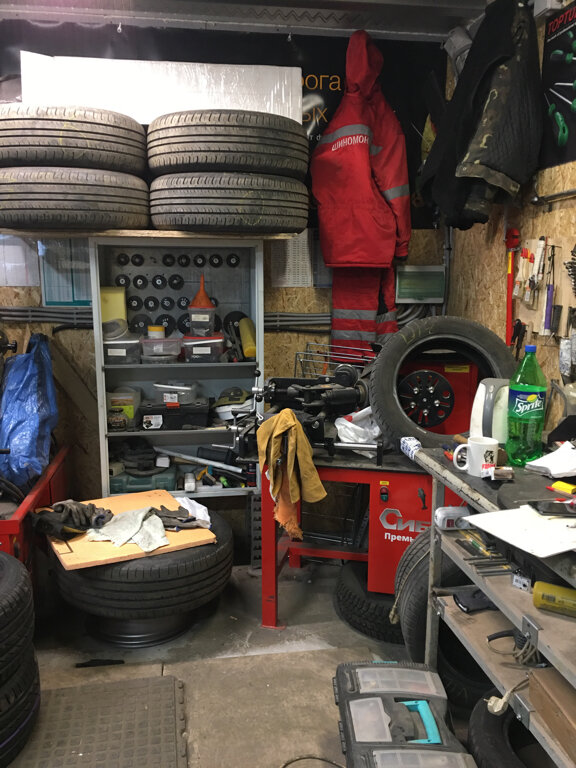 Oto lastik tamiri Шиномонтаж, Saint‑Petersburg, foto