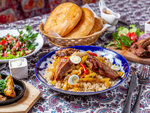 Plov № 1 (Moiseenko Street No:8Б), kafe  Saint‑Petersburg'dan