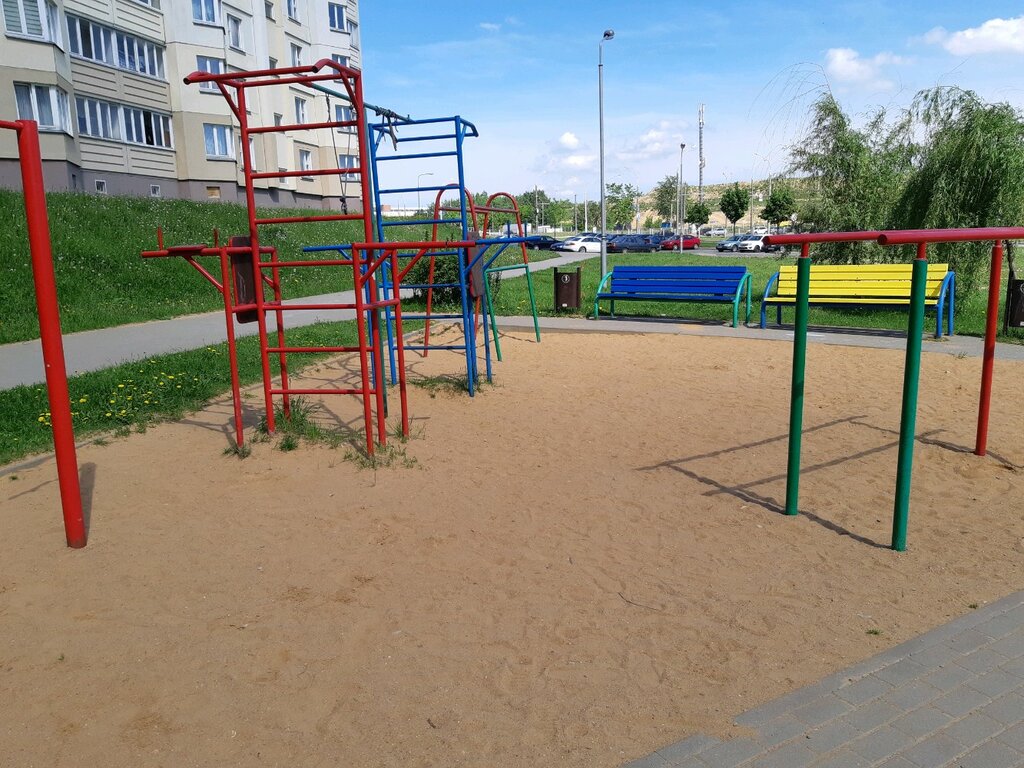 Spor alanı Спортивная площадка, Minsk, foto