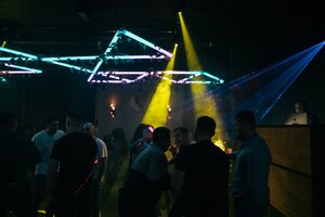 Cocos lounge (Kommunarov Street No:224Д, Izhevsk), kafe  Izhevsk'ten