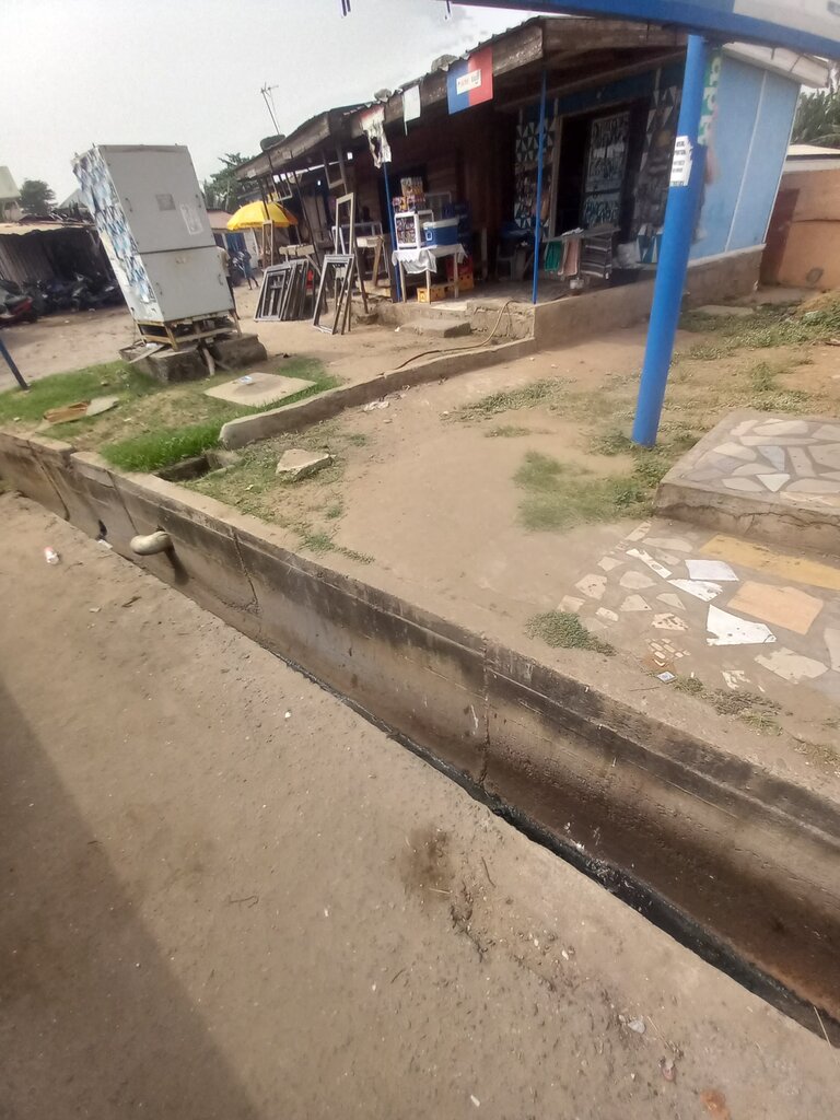 Güzellik salonu Golden Touch Barbering Shop, Akra, foto