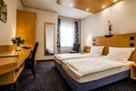 Hotel Krone (Marktplatz No:31, Freudenstadt), otel  Baden‑Wurttemberg'den